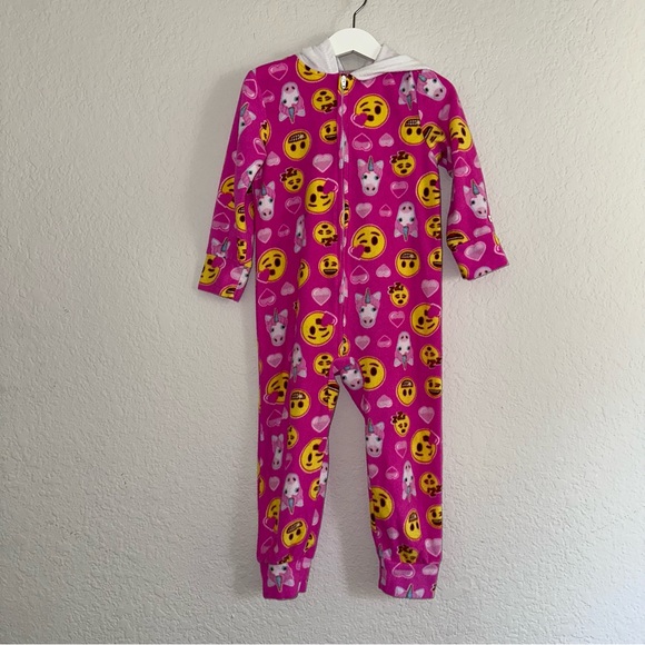 Emoji | Pajamas | Emoji Girl Footed Unicorn Pajamas Size 4 Years In ...